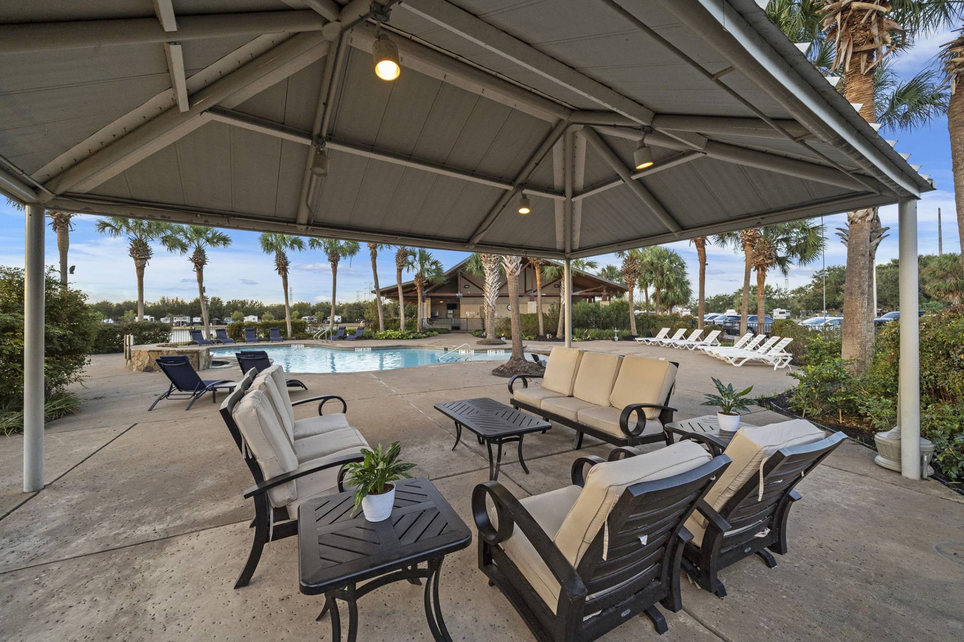 Lakeview RV Resort | Long Term RV Park | Houston, TX