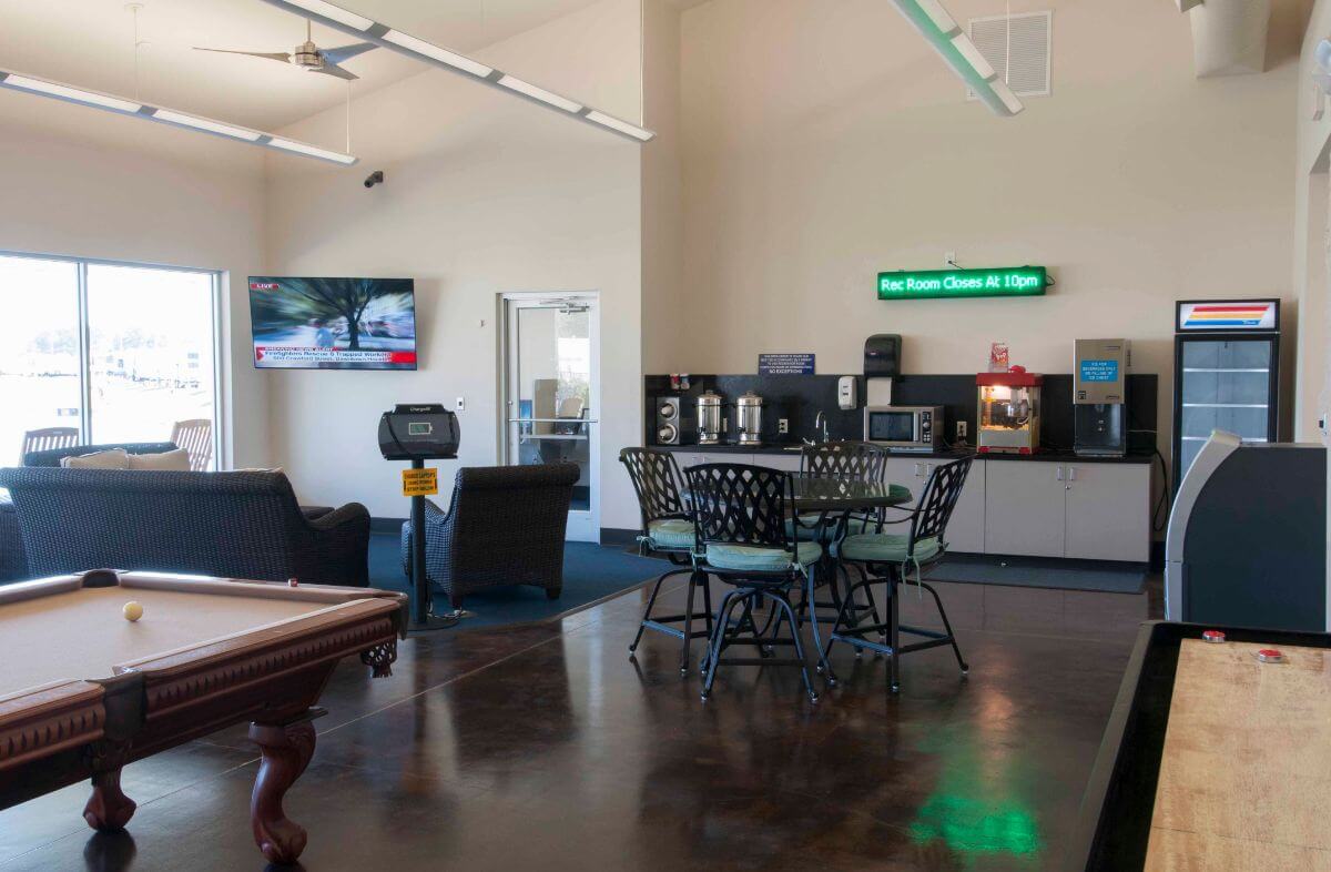 Fallbrook RV Resort | Long Term RV Park Northwest Houston Texas